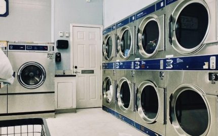 What Are Coin Operated Washing Machine Prices in Dubai? - Vending Ways